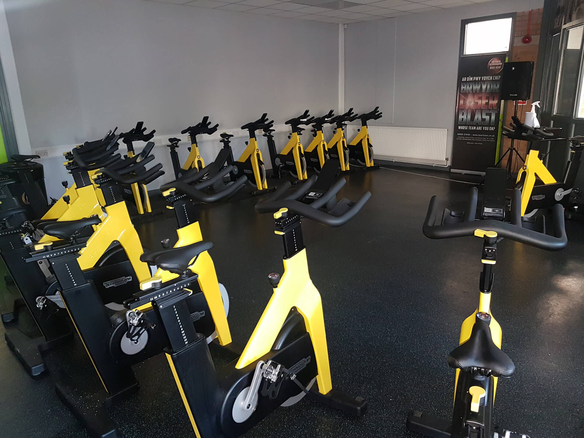 CF11 Fitness - The latest state-of-the-art TechnoGym equipment